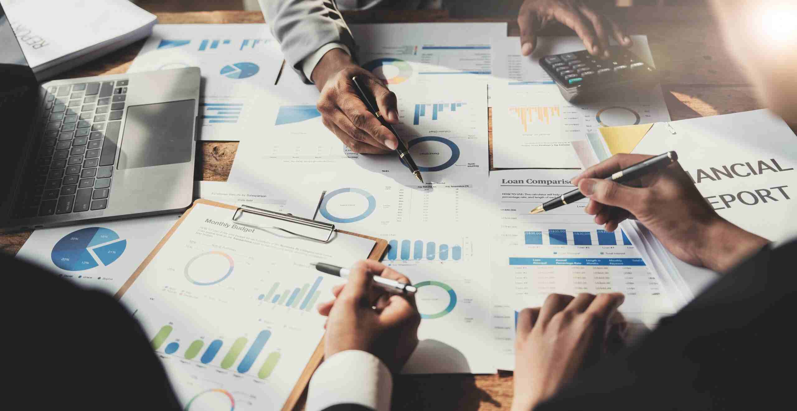 Reporting and Analysis for Essential Business Insights